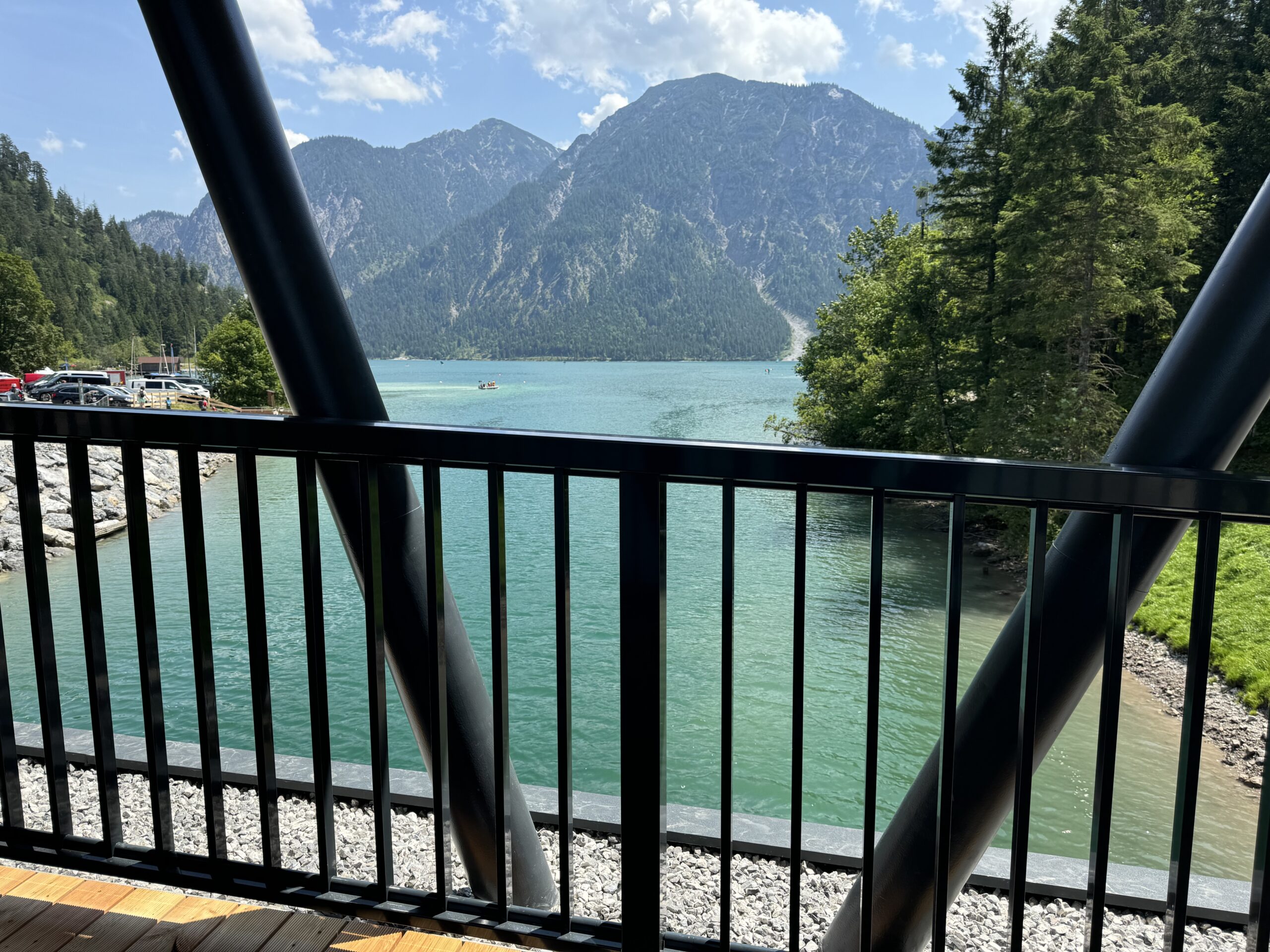 Aussicht-von-der-Seespitzbruecke-am-Plansee_©TVB-Naturparkregion-Reutte ...